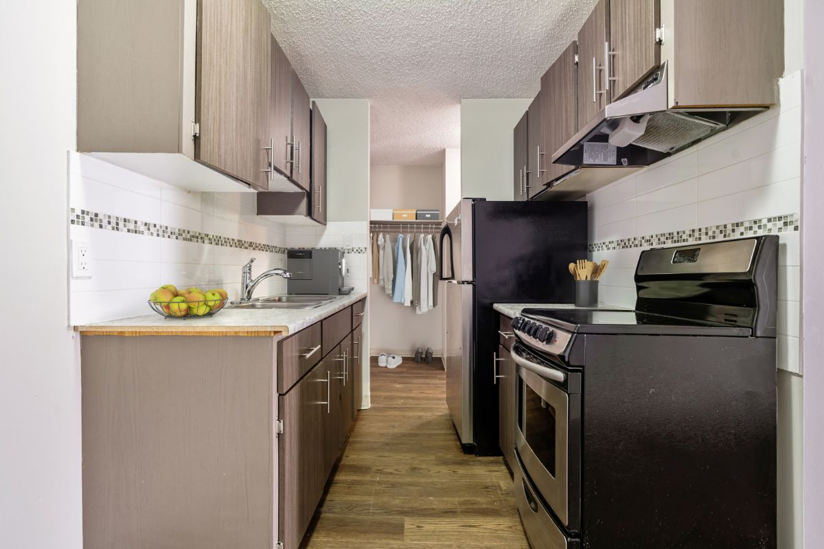 Vista Tower | Apartments for rent in Calgary, AB | CAPREIT
